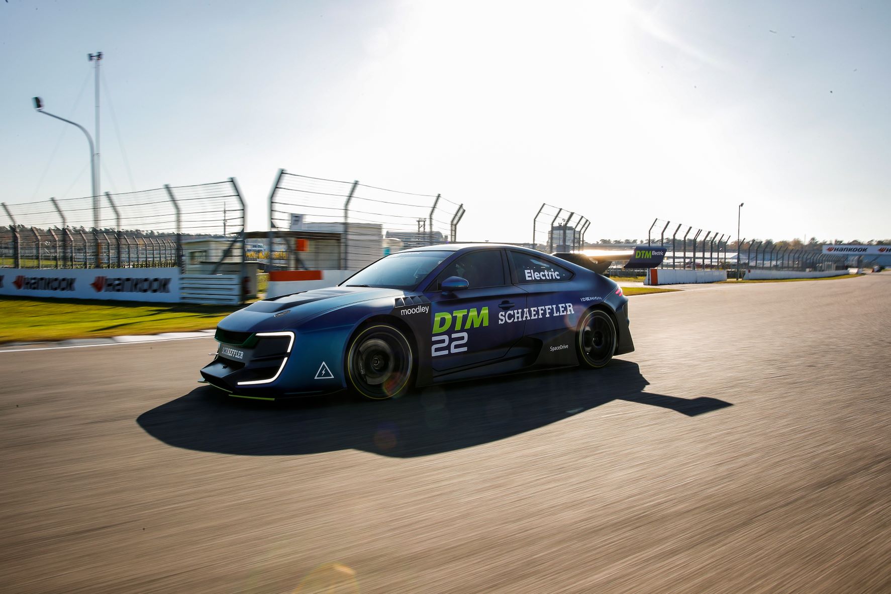 Around a racetrack at 150km per hour with no one in the seat – here’s ...