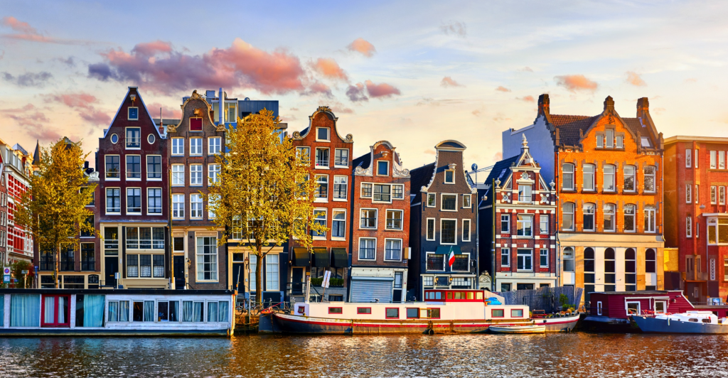 In the Hub with Learning and Certifications at Cisco Live Amsterdam ...