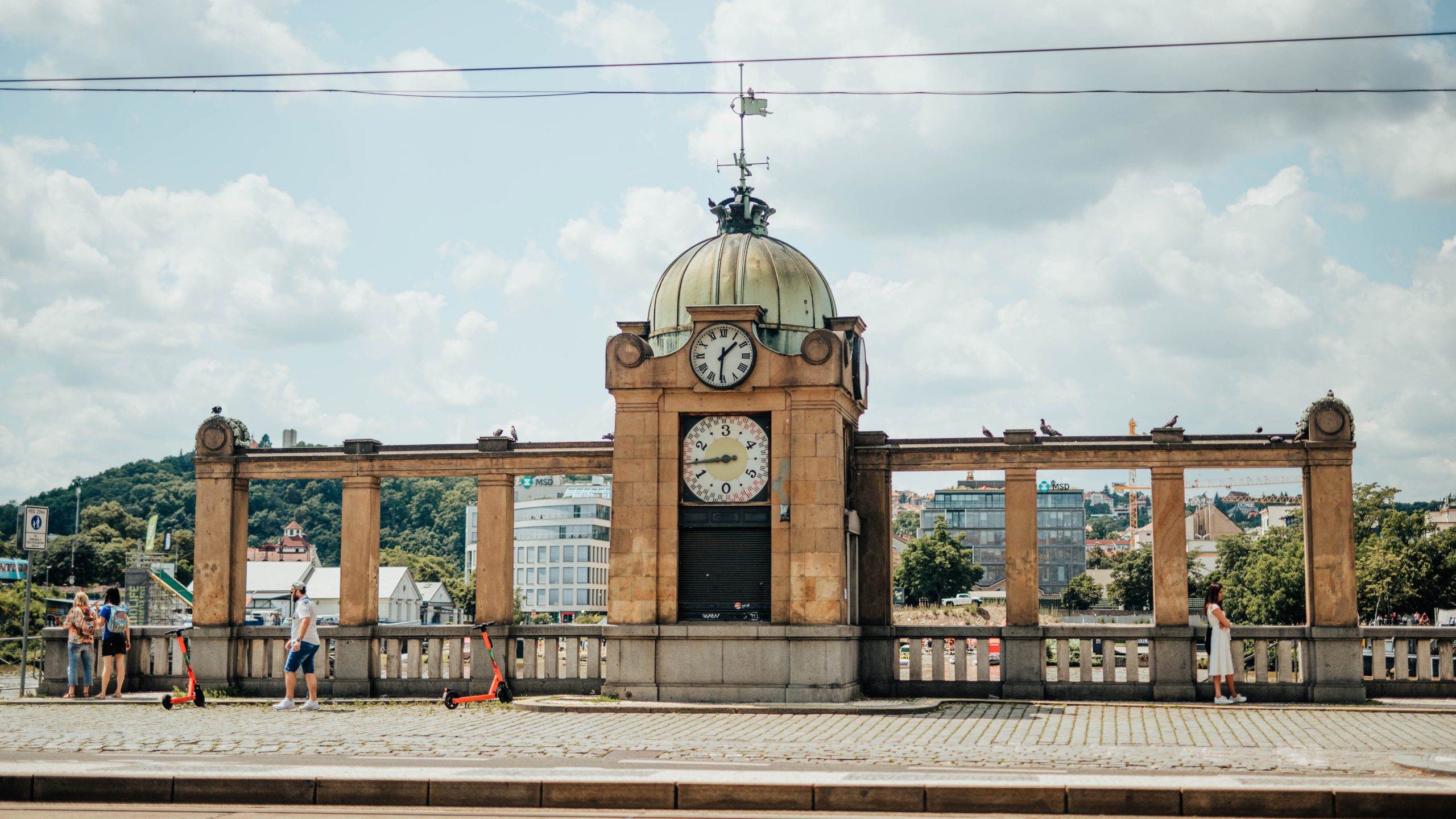 Reporting Custom Metrics to FSO Platform Using the OpenTelemetry SDK